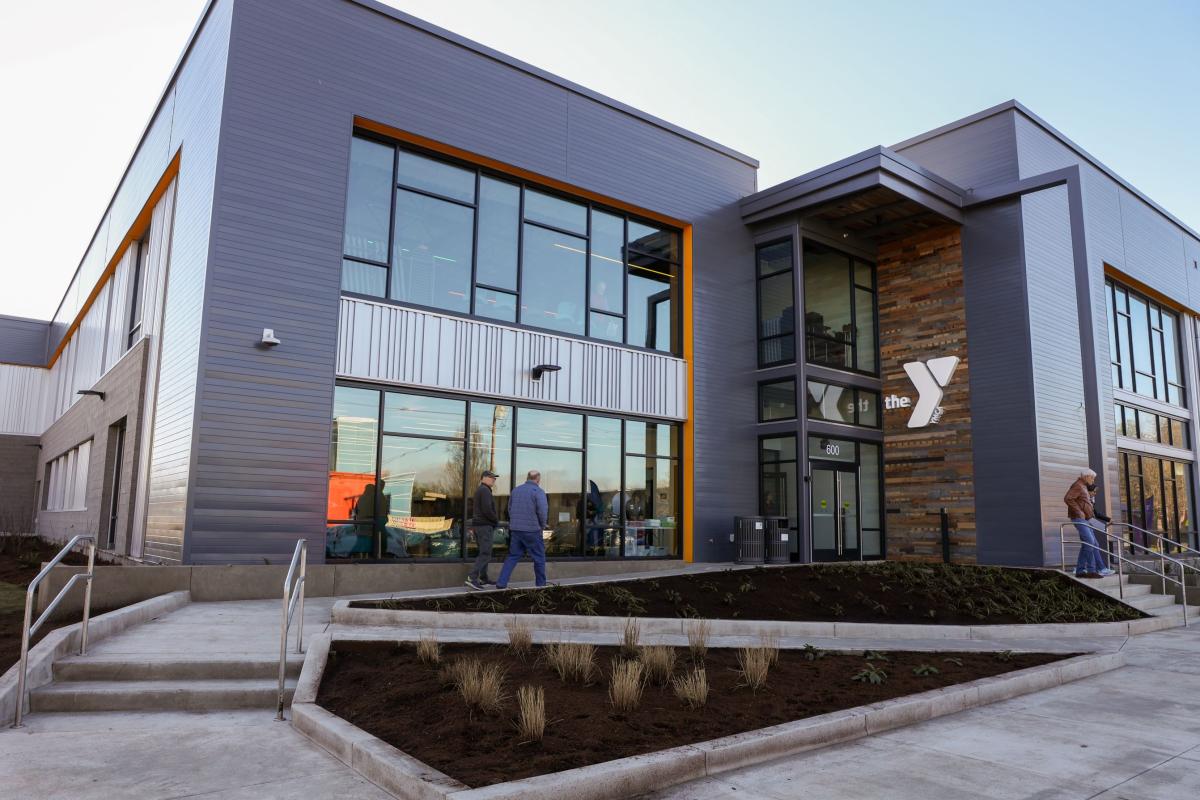 Ribbon-Cutting and Open House Photo Gallery | Eugene Family YMCA